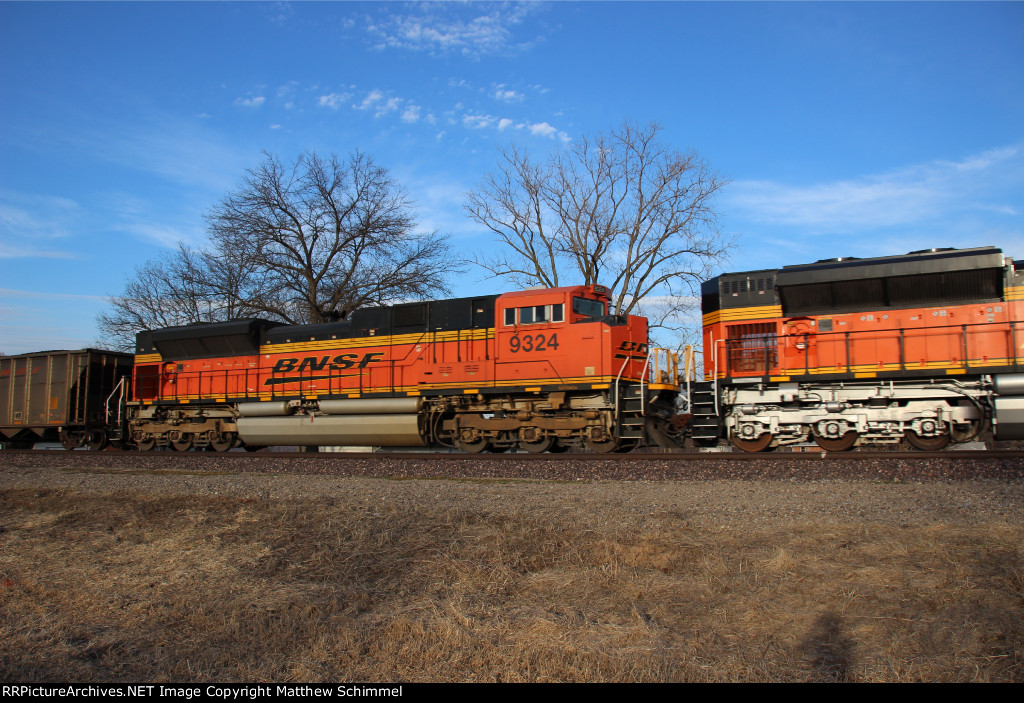 BNSF 9324